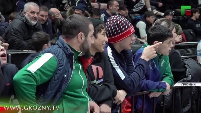 В Грозном завершилось Первенство СКФО по греко-римской борьбе среди юниоров