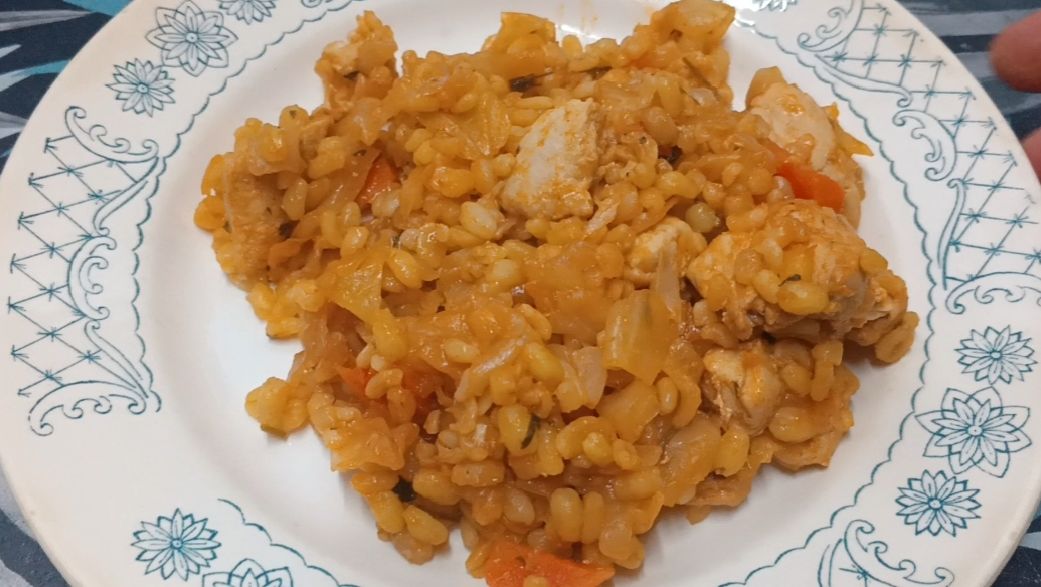 Булгур с куриным филе и капустой в мультиварке. Безумно вкусный ужин.