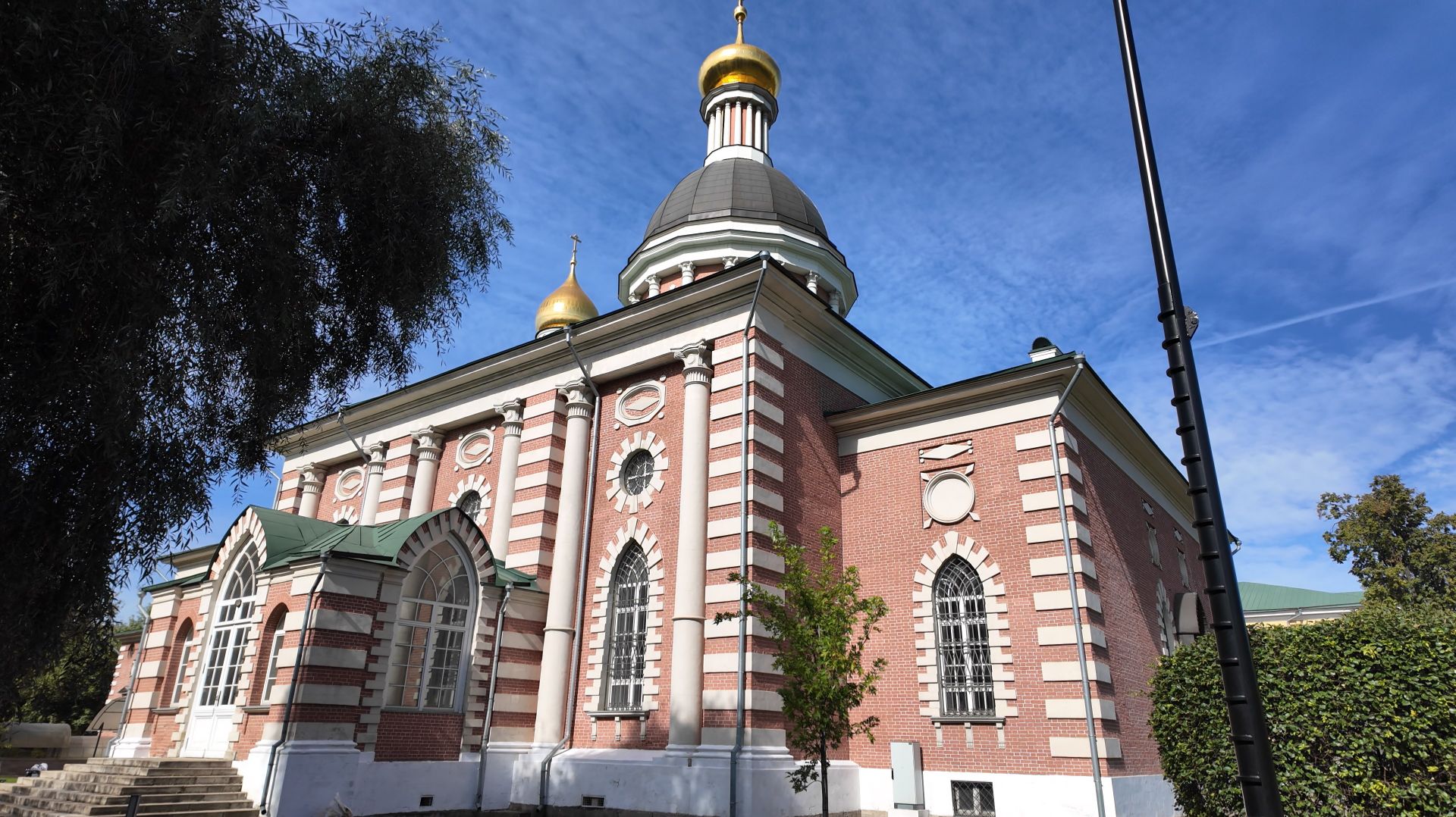 Собор Рождества Христова на Рогожском кладбище