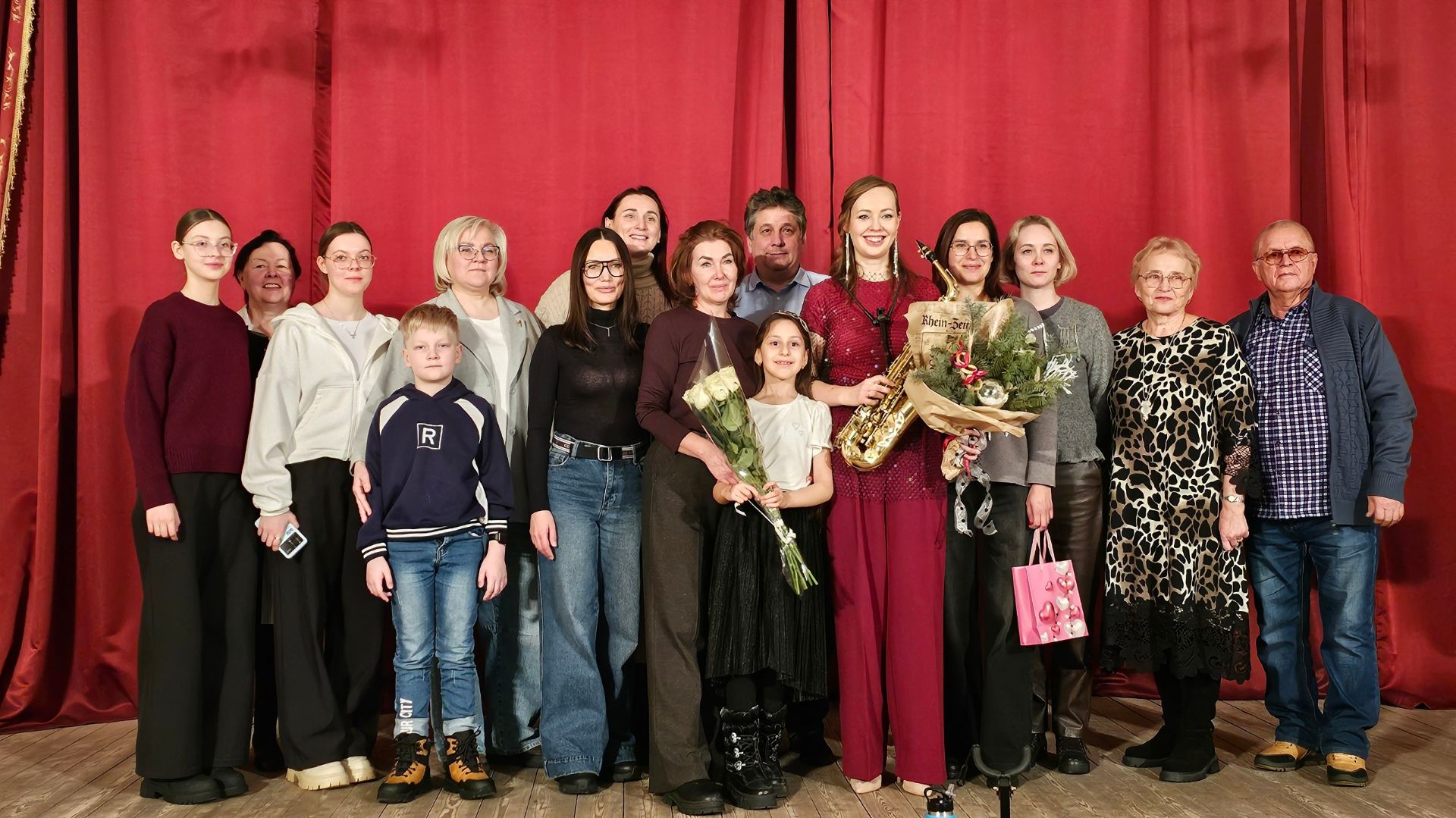 Рождественский саксофон