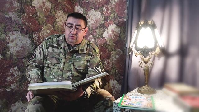 Послушайте сказку — «Мойдодыр» Корнея Чуковского.