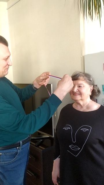 2024.03.09 г. Екатеринбург. Вручение медали Почётный Ветеран рода Осокиных Ивановой (Осокиной) Татья