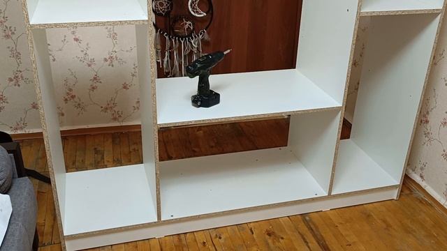 Сборка 4 ёх створчатого шкафа Лион. Годнота ? Почему только 3 ручки в комплекте ?