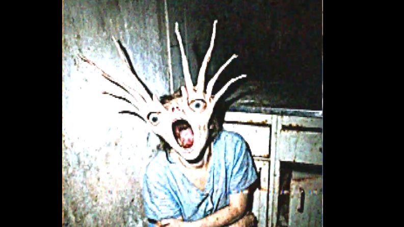 НИКОГДА НЕ ПОКУПАЙТЕ ПИРОЖКИ У БАБУШЕК НА ВОКЗАЛЕ. "Записи об аномалиях от К.О.Н.Т.У.Р." Запись 099