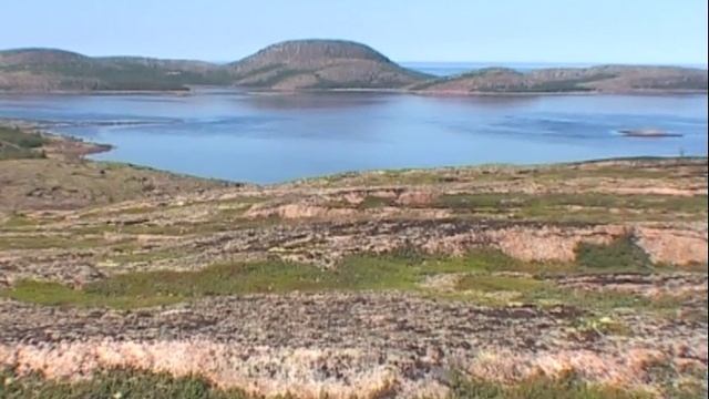 ©  "Виды с Лодейного на Святилище Предков"  2004 г