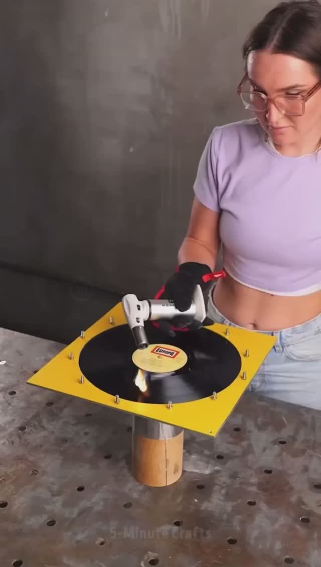 😱 Какая группа на виниле? Пиши 👇