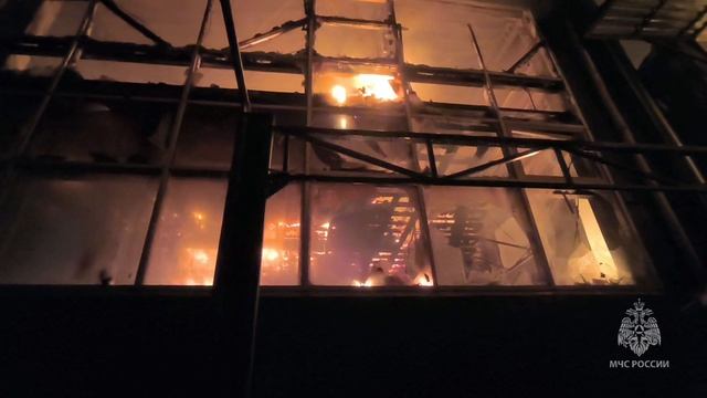 В Ялте потушили крупный пожар