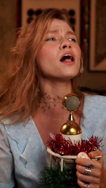 Hallelujah - Leonard Cohen поёт Саша Квашеная