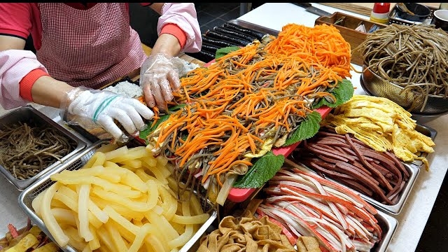 залипательный кимбап из Кореи