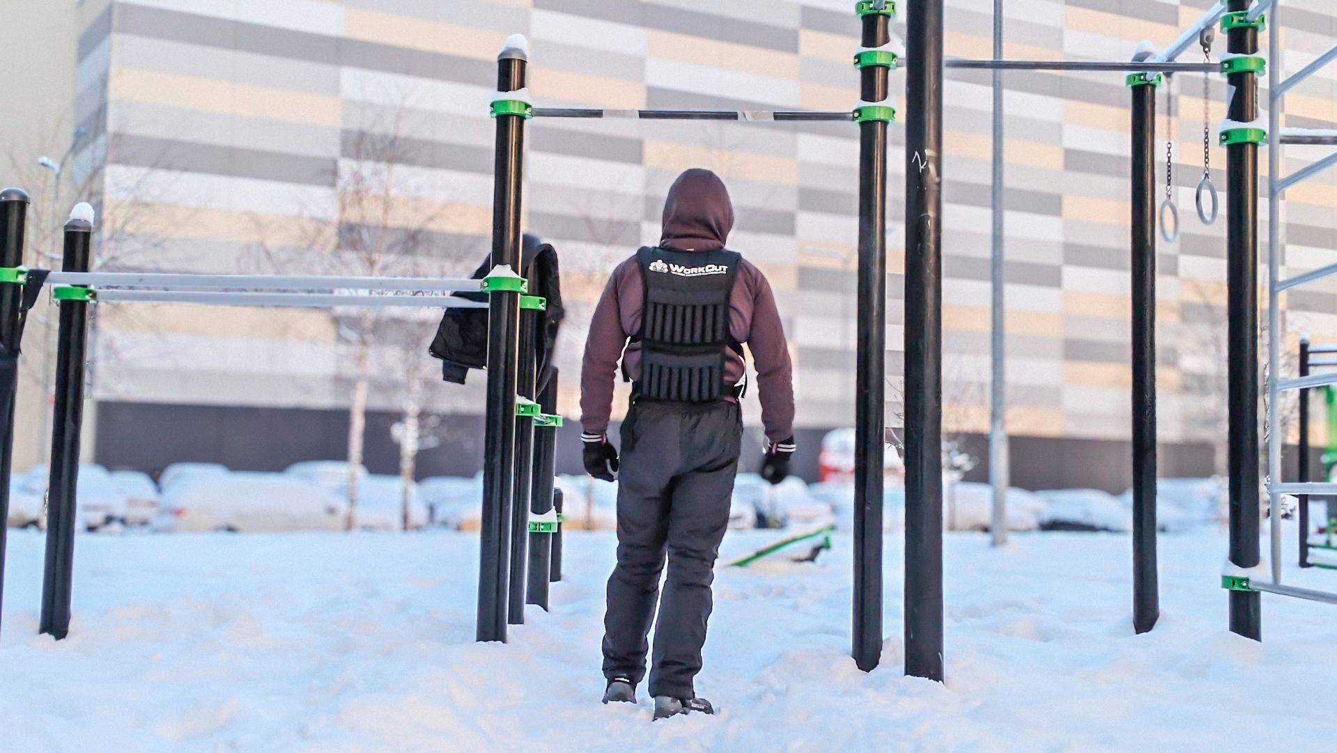 Преодолей себя. Самый сложный подход: 1-й, выйдя на мороз. (Тренировка при -20°C)