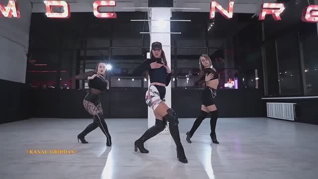 𝕐𝕦𝕣𝕚 𝕊𝕠𝕤𝕟𝕚𝕟 - 𝖑'𝕴𝕴 𝖕𝖑𝖆𝖞 𝕿𝖍𝖊 𝖌𝖚𝖎𝖙𝖆𝖗 𝕱𝖔𝖗 𝖞𝖔𝖚