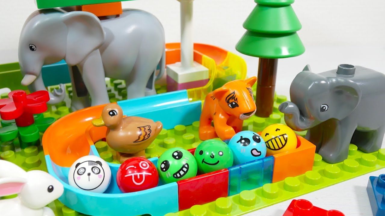 СТРОИМ ГОРКУ ДЛЯ ШАРИКОВ С СЛОНИКАМИ КАТАЕМ ШАРИКИ ДЛЯ ДЕТЕЙ ДЕТСКИЙ КАНАЛ ИГРАЛКИ-ЗАЛИПАЛКИ