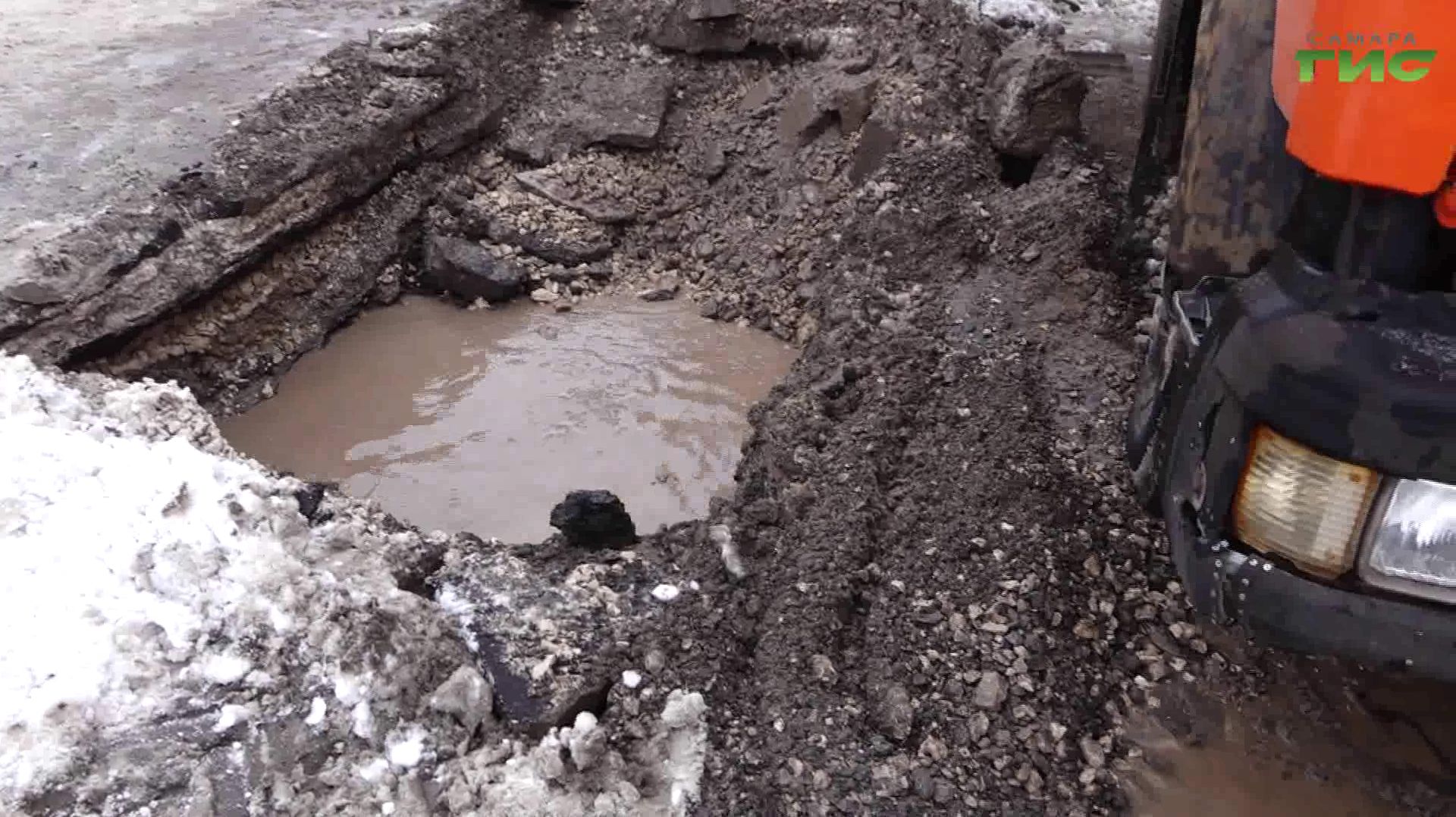 Коммунальные вызовы: Иван Носков в дни новогодних праздников проверил устранение аварий в Самаре