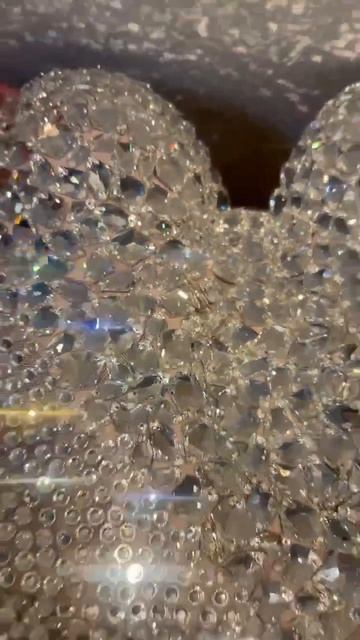 Платье, созданное выпускницей Университета ПромТехДизайн Ольгой Маляровой, для Мисс Сербия