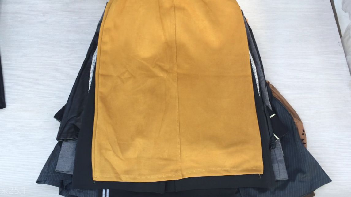 ж25.1. Юбки крем Италия