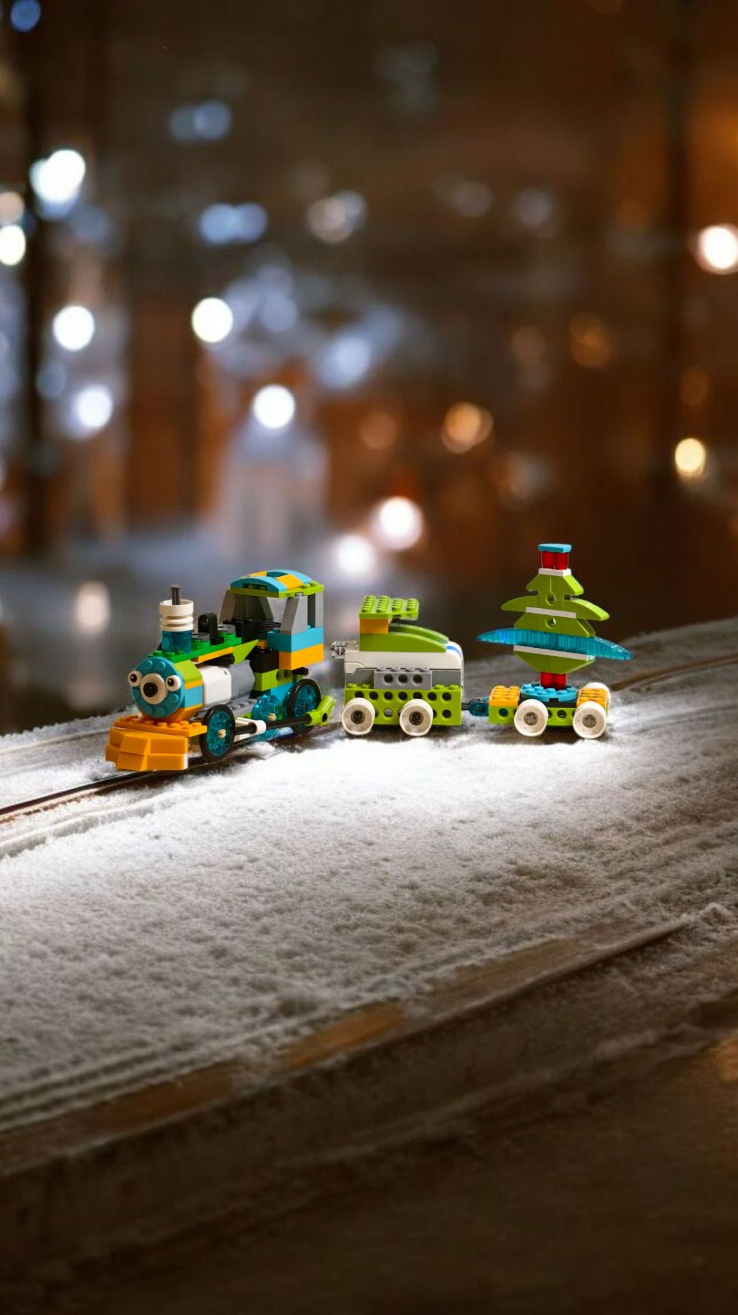 Новогодний паровоз. Проект Wedo 2.0