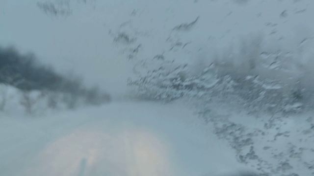 На зимней рыбалке с Сантеем