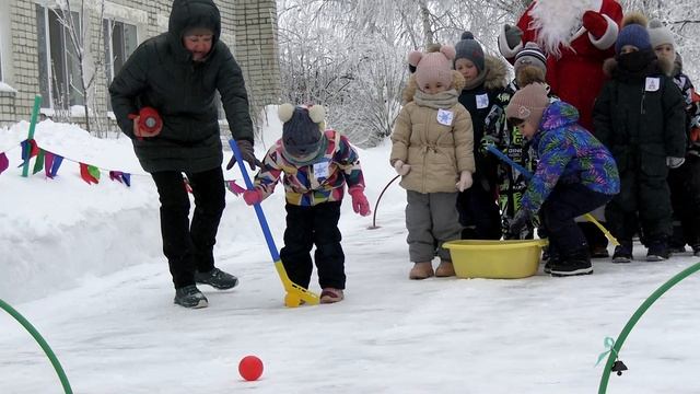 Зимнее настроение в детском саду «Светлячок»: солнце спряталось, но улыбки остались яркими!