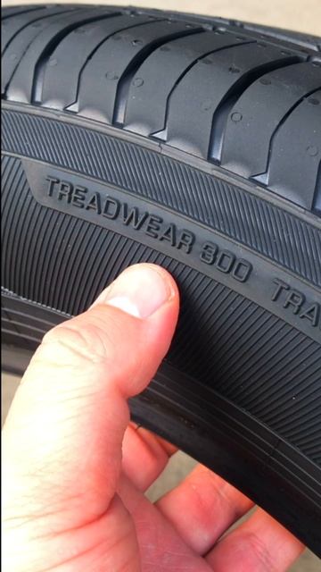 Yokohama BluEarth-Es ES32 - комфортная летняя резина