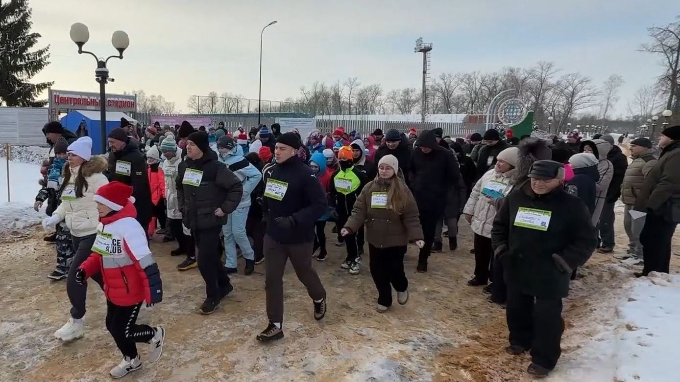 О коло двухсот жителей города в четвёртый раз провели утро на «Забеге обещаний»