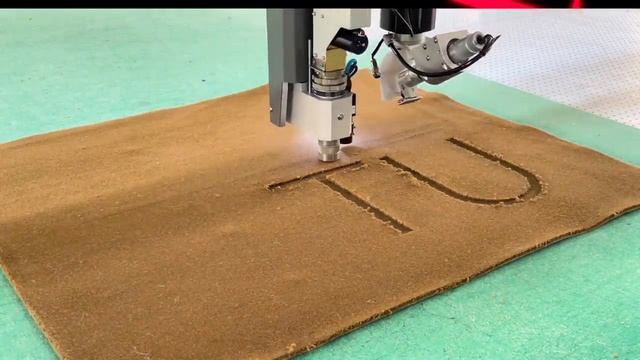 Резка ковровых покрытий с помощью системы резки ковровых покрытий TPS DT-3541