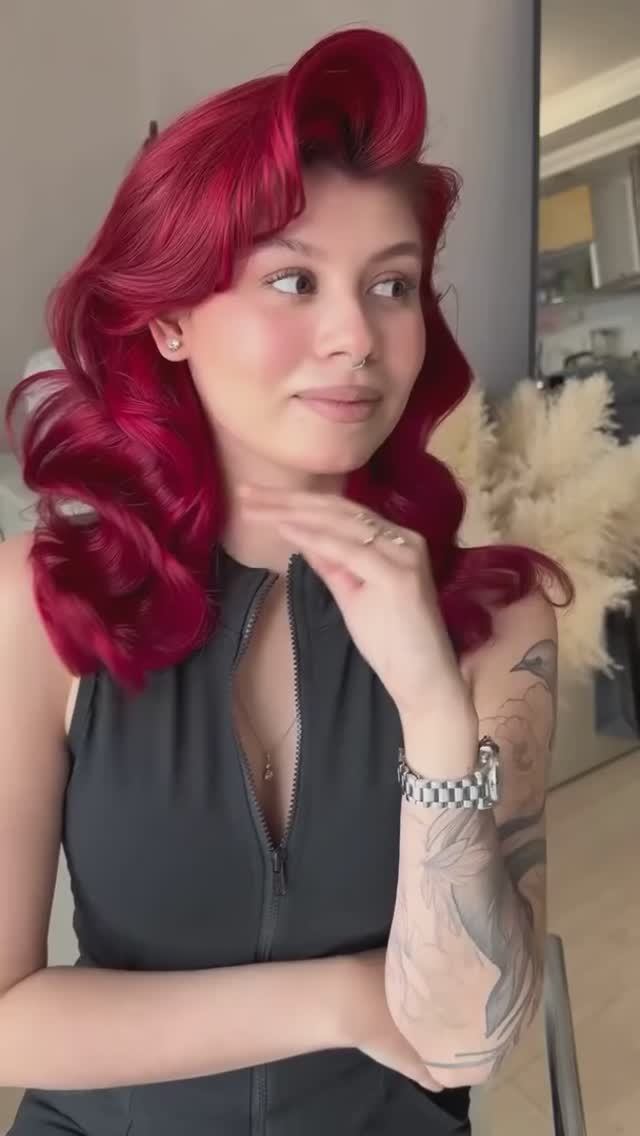 Крупные объемные локоны - тренд в прическах 2026 #прическа #укладка #волосы #локоны