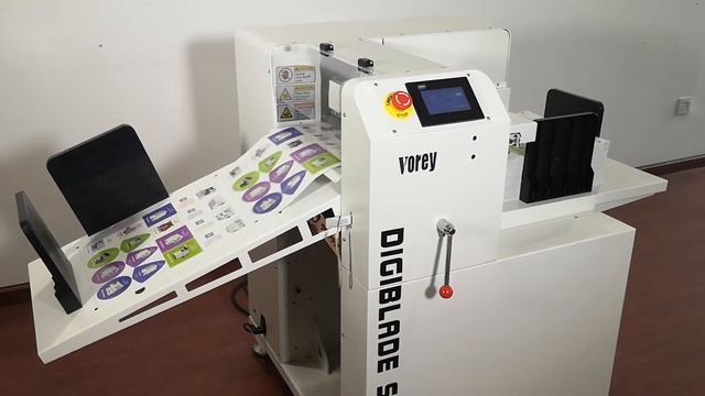 Листовой этикеточный плоттер SC340X