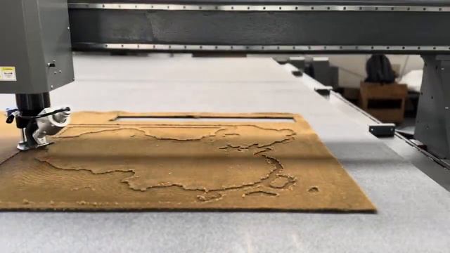 Резка ковровых покрытий с помощью плоттера TPS DT-3541