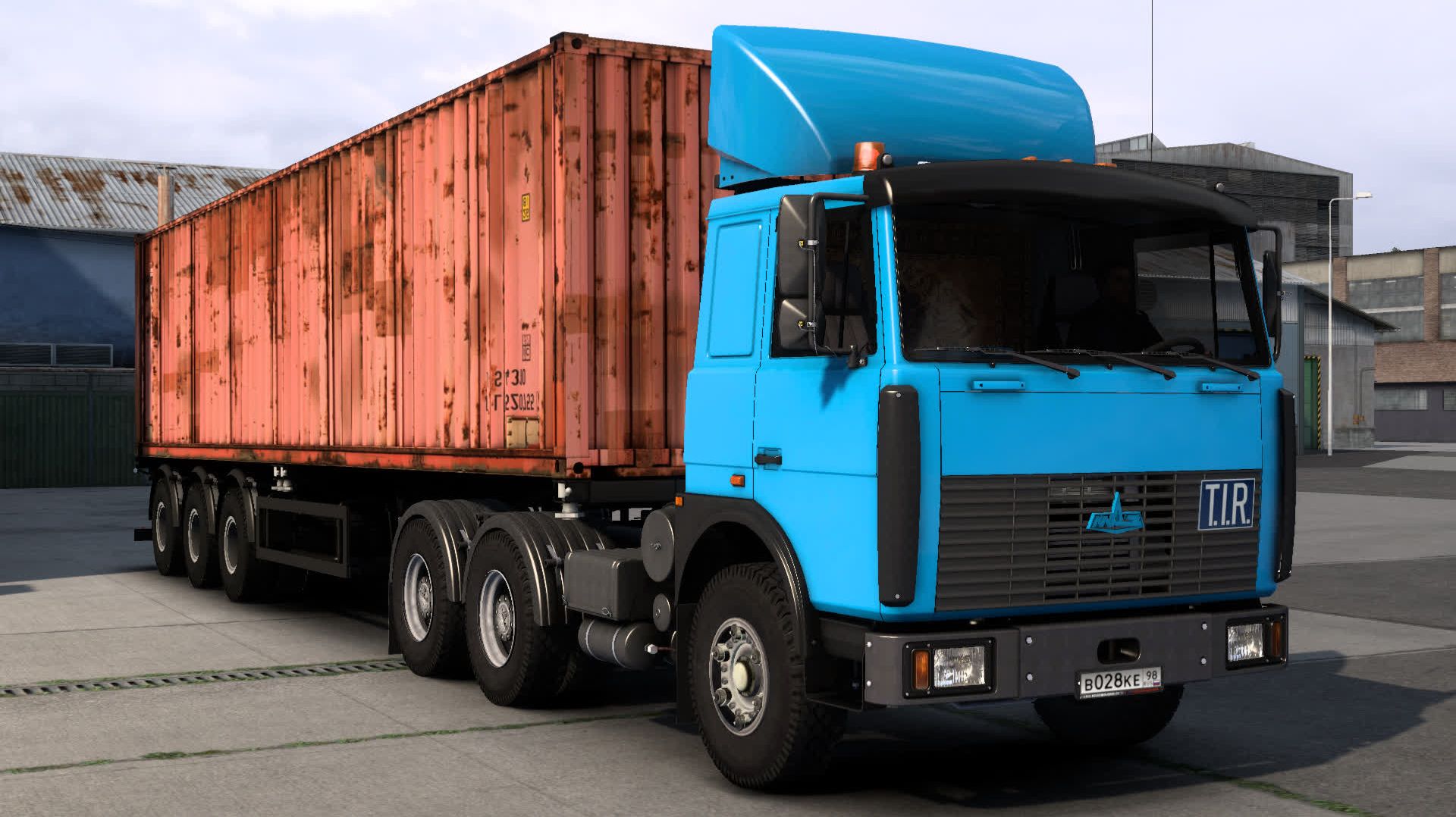 512 / ЕTS 1.57 / MAZ 6422 / На загрузку с новым полуприцепом.