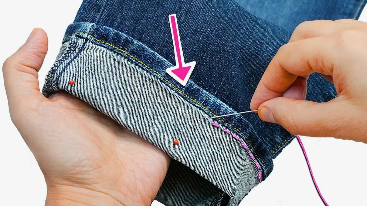 Как портные подшивают джинсы: повторяем в домашних условиях