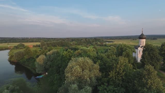 ВСЕМИРНОЕ НАСЛЕДИЕ. РОССИЯ. ВЛАДИМИР