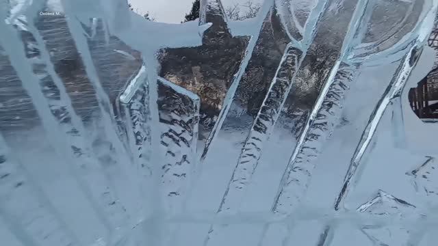 Прошла ледовый лабиринт в парке. Прогулка.mp4