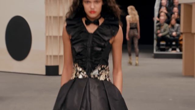 CHANEL Spring-Summer 2023 Haute Couture Show — CHANEL Haute Couture - 1080