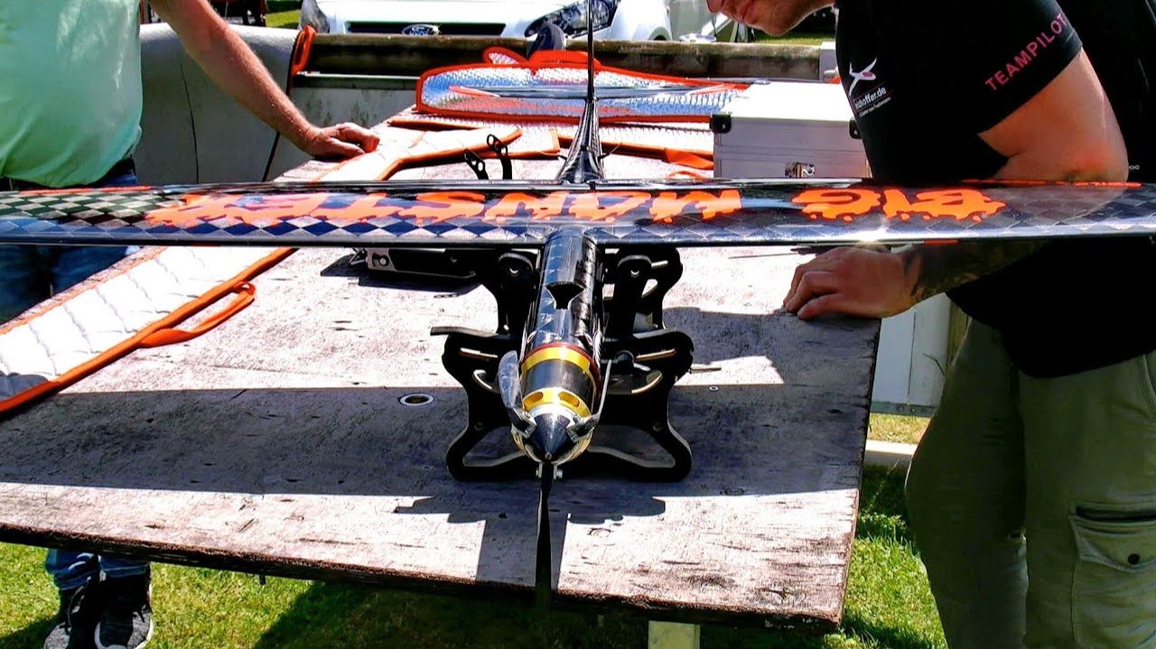 Безумная скорость 400км/ч на радиоуправлении