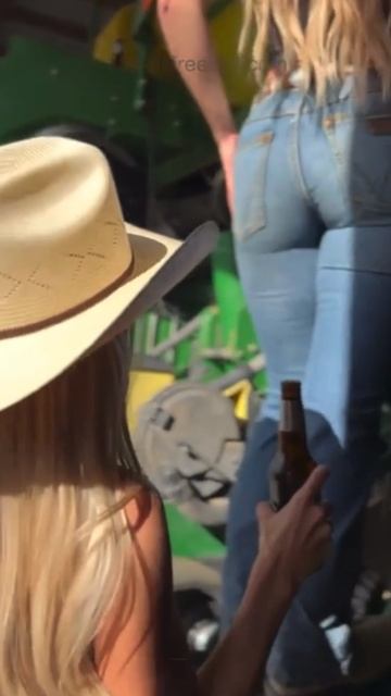 С пятницей друзья 🍻😅👍