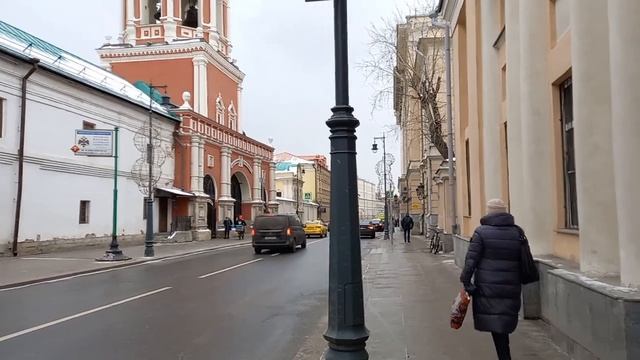 От Цветного бульвара до Петровки.