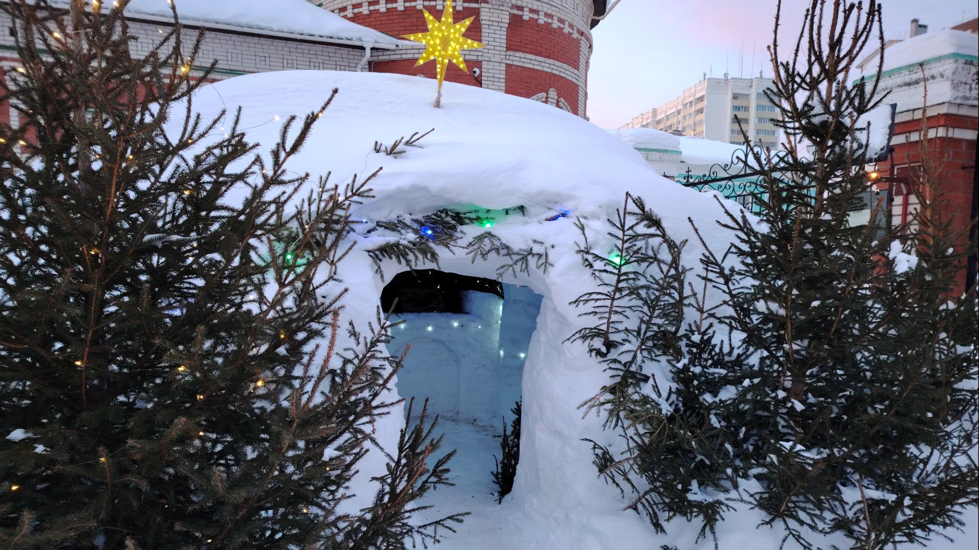 Вертеп в Воскресенском соборе Йошкар-Олы