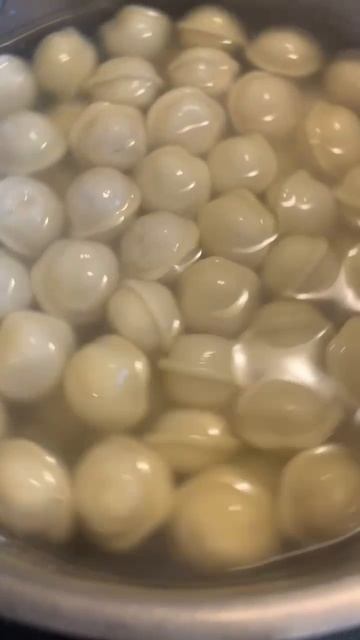 Атака пельмешек: мини пельмени!!! ( не мои а Варены - кота груши )