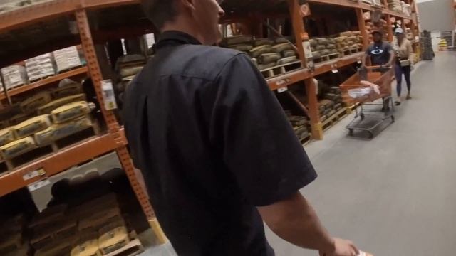 Выиграл аукцион складов в США. Думал диски для, а там...(Uncle Kym)