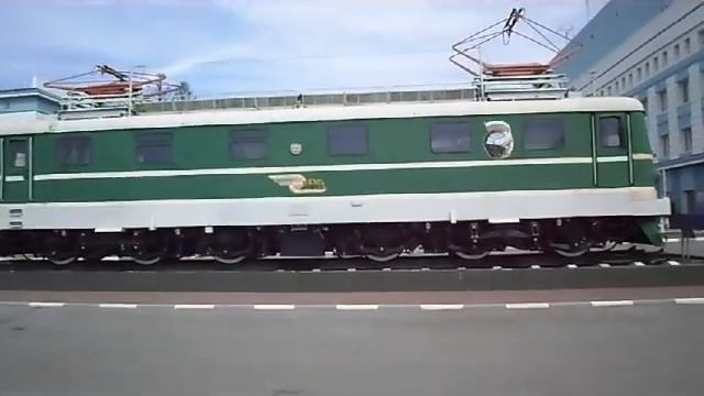 Электровоз ЧС2-10 _ Памятник