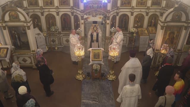 Запись трансляции 17 января 17:00. Всенощное бдение