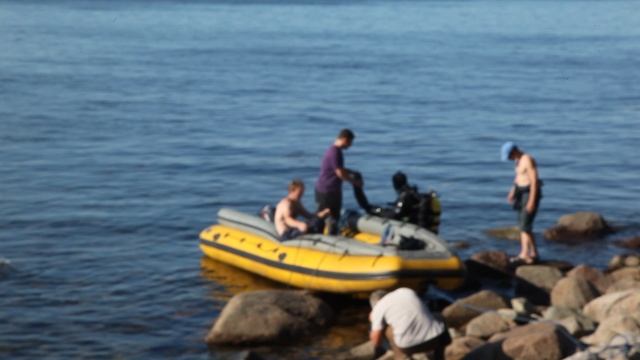 © "Экспедиция Соловецкие колокола 2013. RT и водолазы ПЖСК на Песьей луде" Клип. MVI_0048