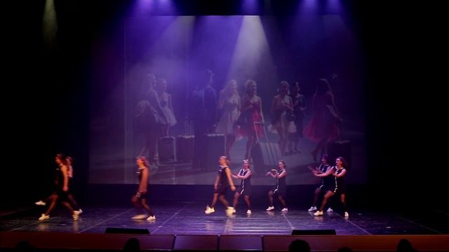 13. Опять гастроли