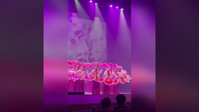 4.Фрагмент выступления Театра танца "Фрески". "Внимая аромат Мугунхвы".