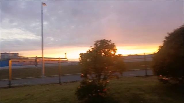 Закатная печальная прелесть природы