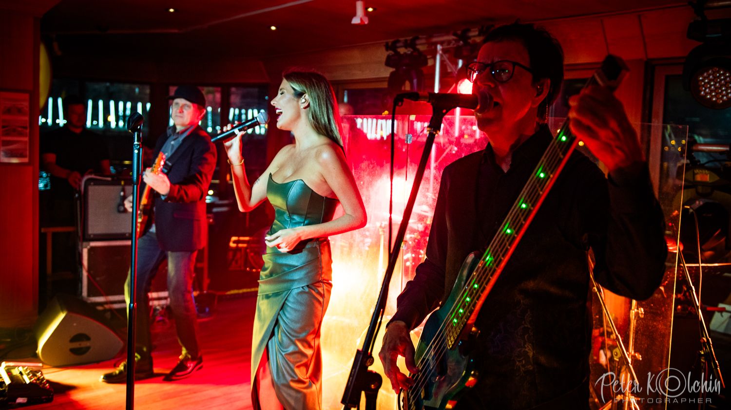 А'Студио - Джулия (Б. Серкебаев, Б. Шукенов - В. Миклошич)