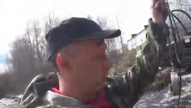 Ищем под старинным мостом!Столько много рариков надёргали! Поисковым магнитом на 600кг!