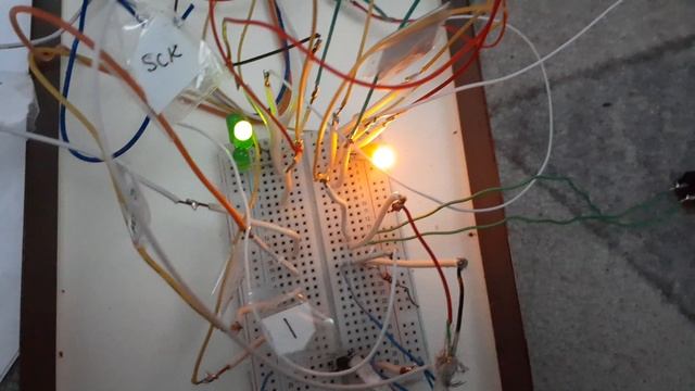 Atmega8515 игровой автомат на С