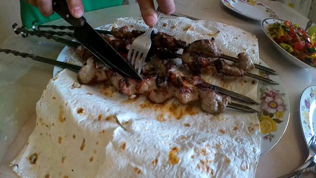 Хорошо прожаренный шашлык за 12-13 минут