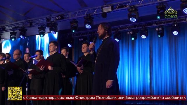 Крупная торговая компания Екатеринбурга приобщилась к традиции исполнения рождественских песен